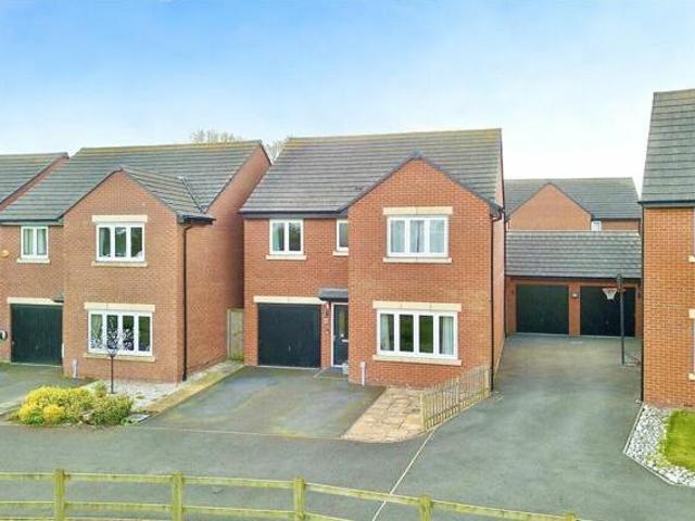 4 Bedroom Detached House For Sale In Leicester, Leicestershire