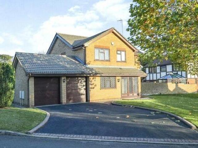 4 Bedroom Detached House For Sale In Leicester, Leicestershire