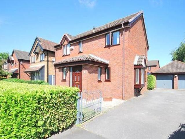 4 Bedroom Detached House For Sale In Leigh