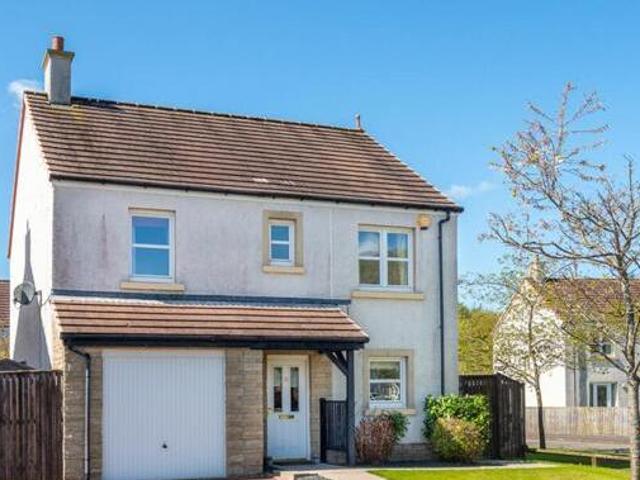 4 Bedroom Detached House For Sale In Lennoxtown