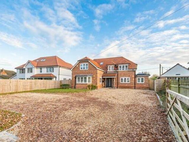 4 Bedroom Detached House For Sale In Little London, Hampshire
