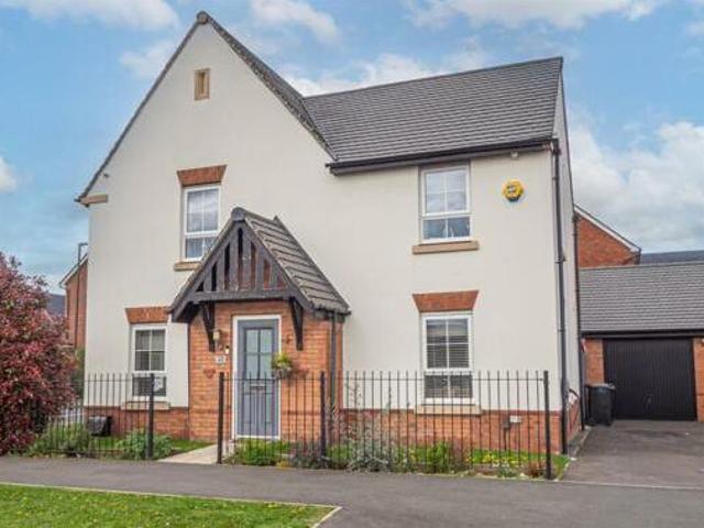 4 Bedroom Detached House For Sale In Littleover