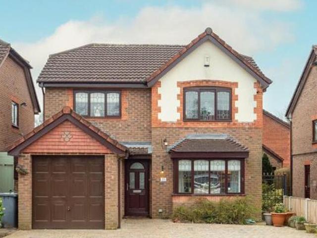 4 Bedroom Detached House For Sale In Liversedge