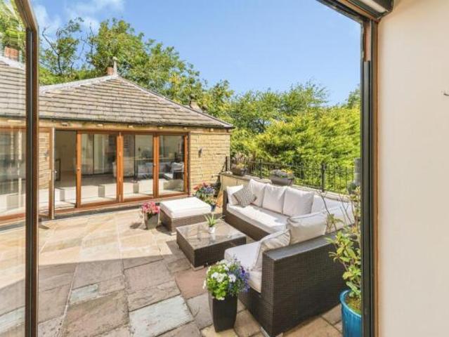 4 bedroom detached house for sale in Lightenfield Lane, Netherton, HUDDERSFIELD, HD4