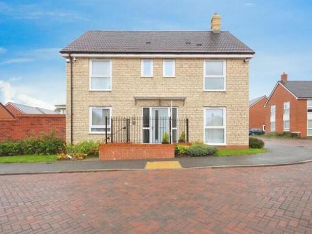 4 Bedroom Detached House For Sale In Lighthorne Heath