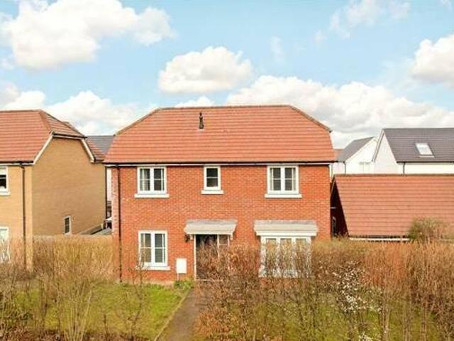 4 bedroom detached house for sale in Lime Kiln Way Redhouse Park Milton Keynes Buckinghamshire M