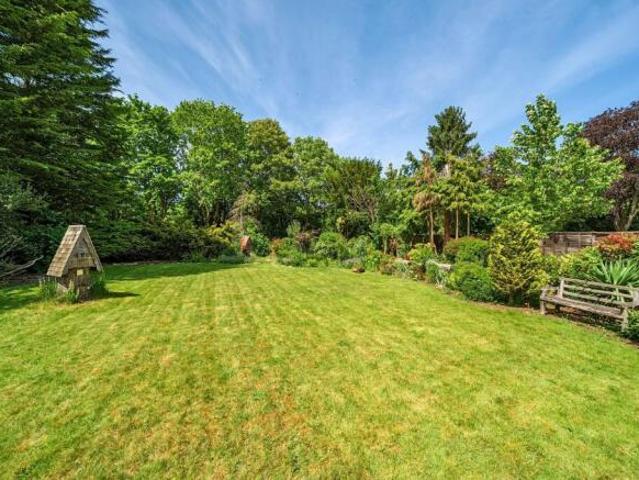 4 bedroom detached house for sale in Lincoln Road, Nettleham, LN2