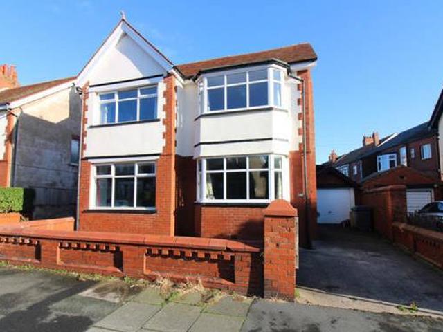 4 bedroom detached house for sale in Lincoln Road Blackpool FY1