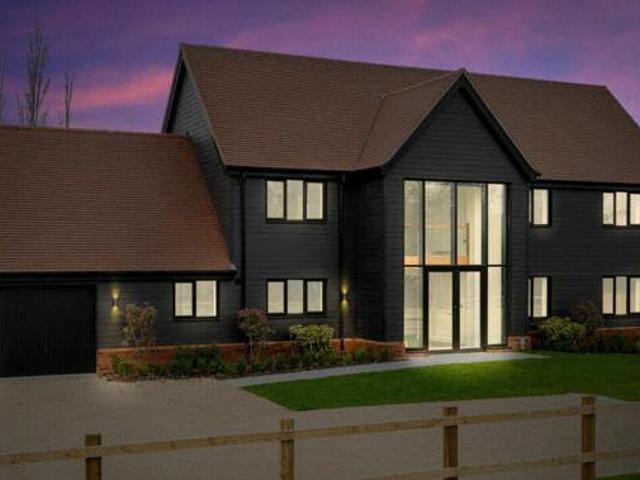 4 Bedroom Detached House For Sale In Lindsell