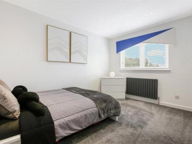 4 bedroom detached house for sale in Linndale Road, Glasgow, G45
