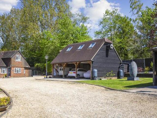 4 Bedroom Detached House For Sale In Liss