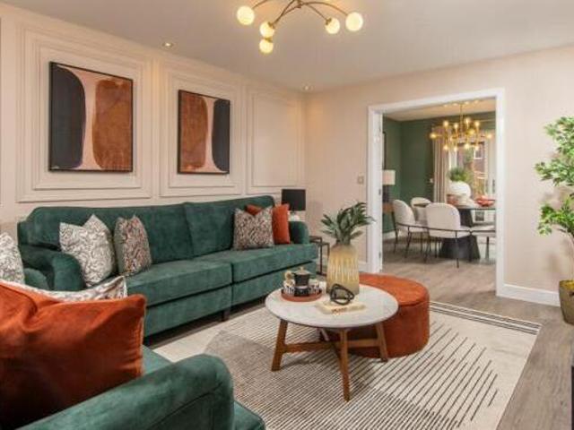 4 Bedroom Detached House For Sale In Llantwit Fardre, Mid Glamorgan