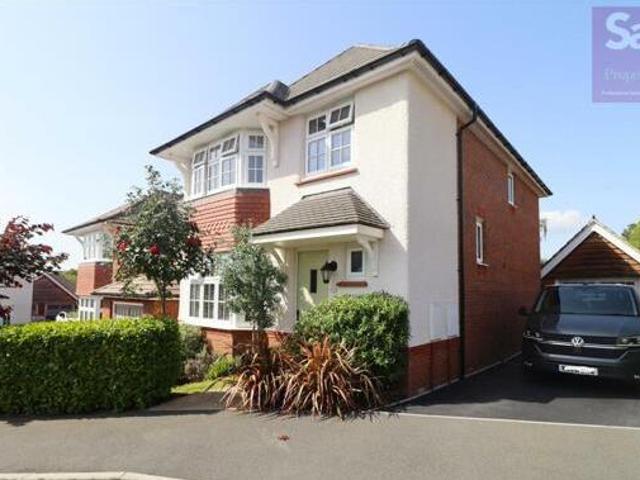 4 Bedroom Detached House For Sale In Llantarnam
