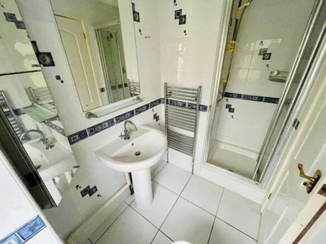 4 bedroom detached house for sale in Lychpit, Basingstoke, RG24