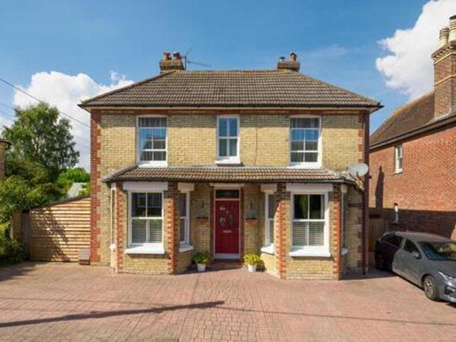 4 Bedroom Detached House For Sale In Lyminge, Folkestone