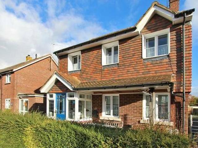 4 bedroom detached house for sale in Lyndhurst Road Brockenhurst Hants SO42