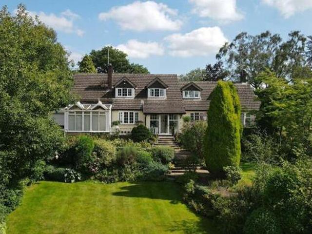 4 Bedroom Detached House For Sale In Mottram St. Andrew