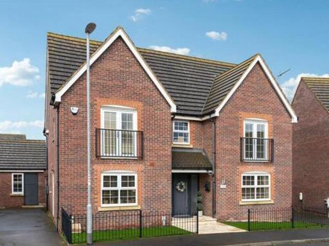 4 Bedroom Detached House For Sale In Moulton