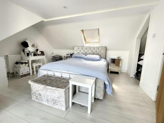 4 bedroom detached house for sale in Mount Drive, Saltdean, BN2 8QA, BN2