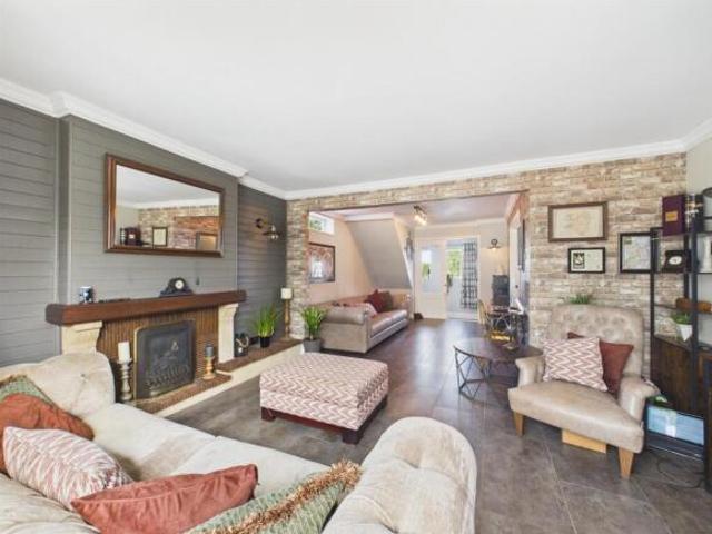 4 bedroom detached house for sale in Mount Nod Way, Mount Nod, Coventry * FOUR BEDROOM FAMILY HOME *, CV5