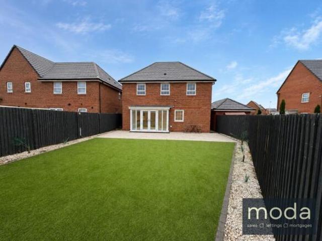 4 bedroom detached house for sale in Mohave Drive, Formby, L37 6FQ, L37