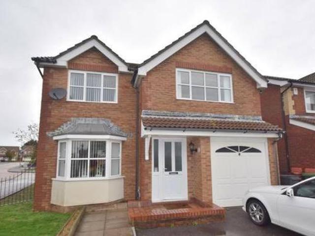 4 bedroom detached house for sale in Monarch Gardens Eastbourne BN23