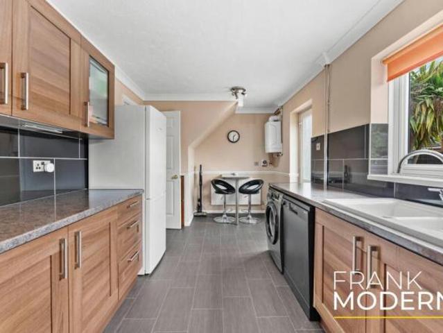 4 bedroom detached house for sale in Monks Grove, Peterborough, PE4