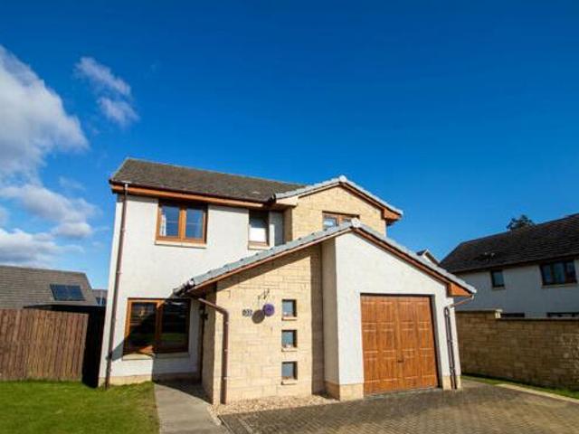 4 Bedroom Detached House For Sale In Monikie, Dundee