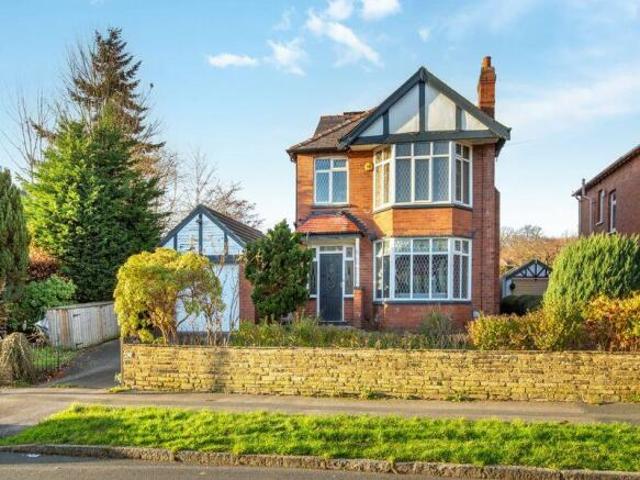 4 bedroom detached house for sale in Montagu Place, Leeds, LS8