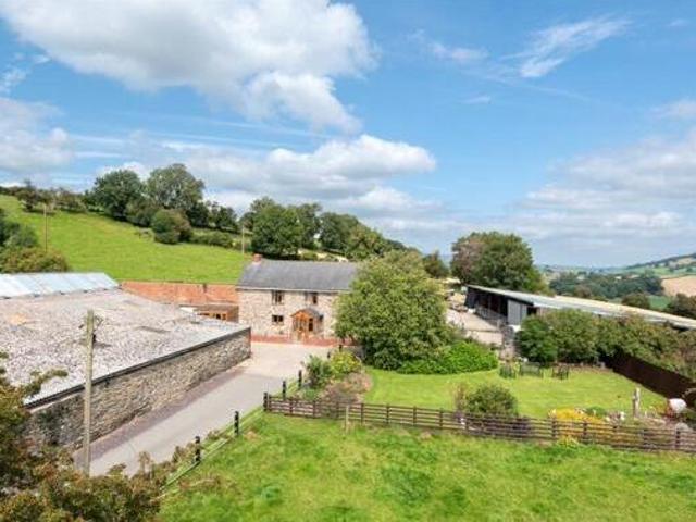 4 Bedroom Detached House For Sale In Montgomery