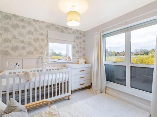 4 bedroom detached house for sale in Montgomery Way, Glebe Farm, MK17