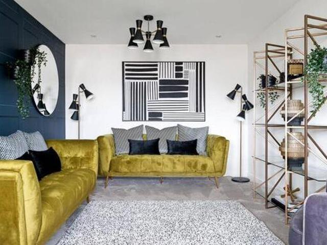 4 Bedroom Detached House For Sale In Moodiesburn