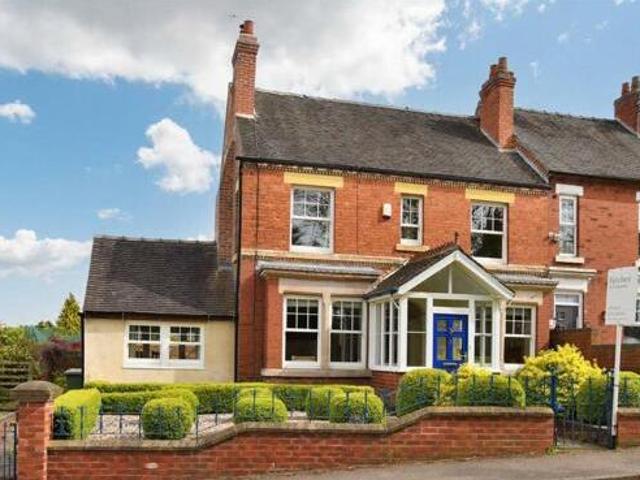 4 Bedroom Detached House For Sale In Morley
