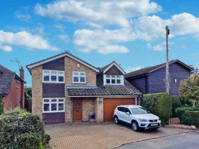 4 Bedroom Detached House For Sale In Maulden, Bedfordshire