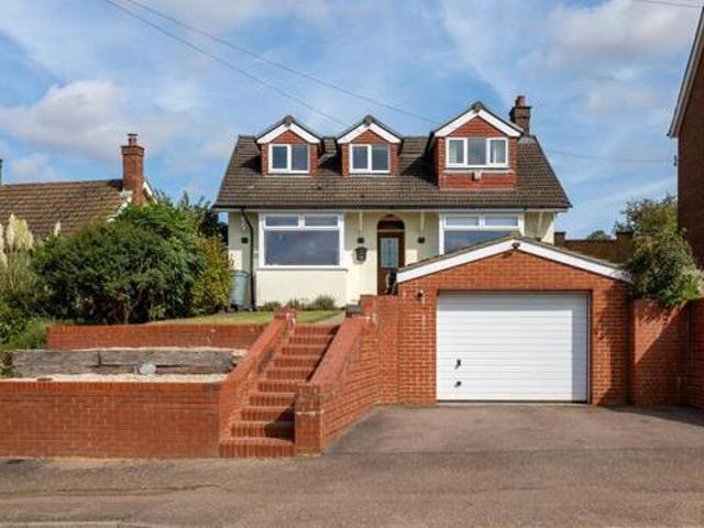 4 Bedroom Detached House For Sale In Maulden, Bedfordshire