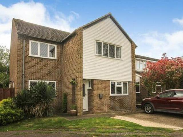 4 Bedroom Detached House For Sale In Maulden, Bedfordshire