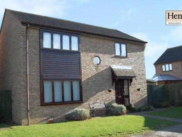 4 bedroom detached house for sale in Macpherson Robertson Way Mildenhall IP28