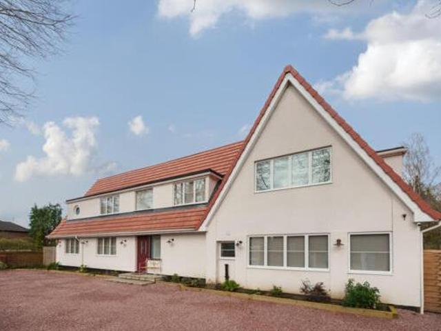 4 Bedroom Detached House For Sale In Maidenhead
