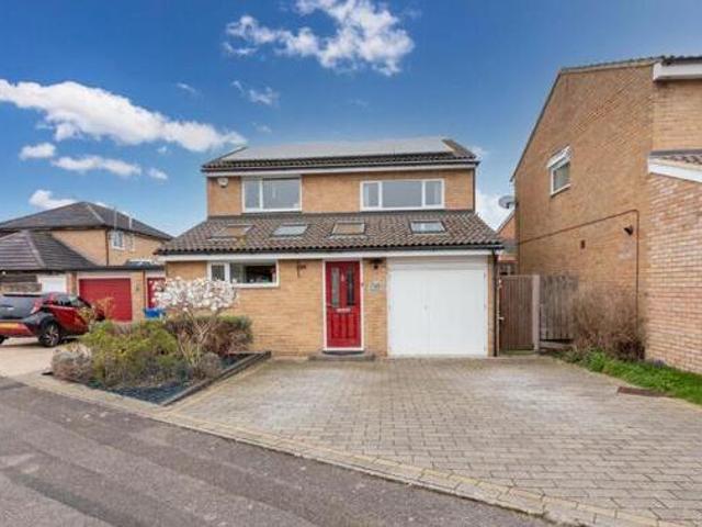 4 Bedroom Detached House For Sale In Maidenhead