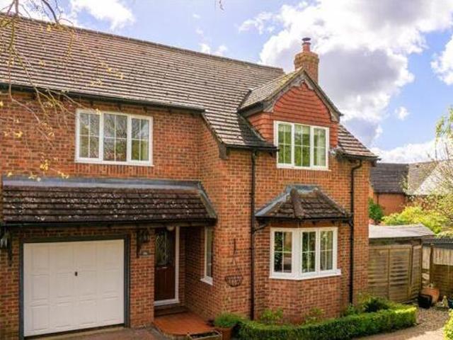 4 Bedroom Detached House For Sale In Maids Moreton, Buckinghamshire