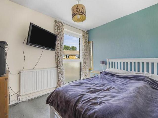 4 bedroom detached house for sale in Mallory Avenue, Caversham Park, Reading, RG4