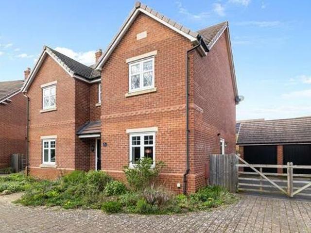4 Bedroom Detached House For Sale In Malvern, Worcestershire