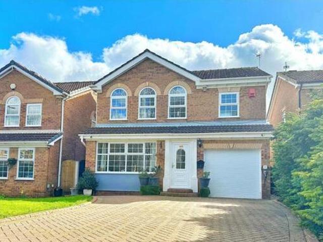 4 Bedroom Detached House For Sale In Manchester, Greater Manchester