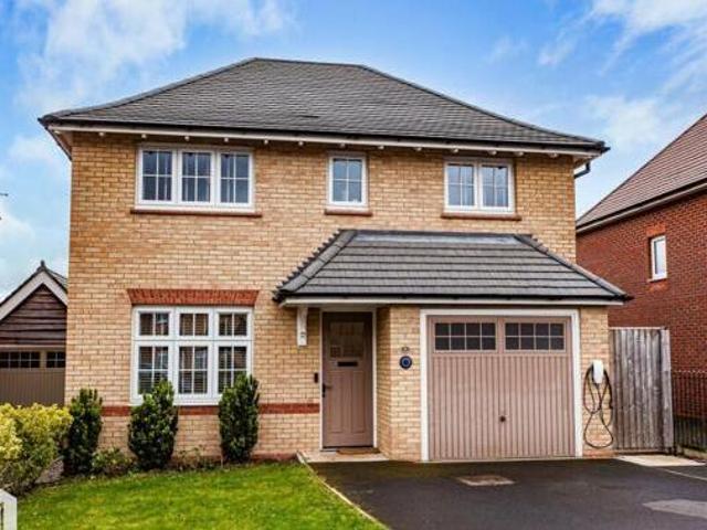 4 Bedroom Detached House For Sale In Manchester, Greater Manchester