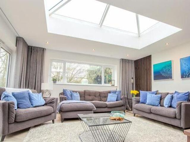 4 Bedroom Detached House For Sale In Mangotsfield, Bristol