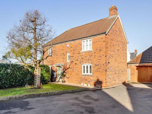 4 bedroom detached house for sale in Manor Farm Drive, Up Hatherley, GL51