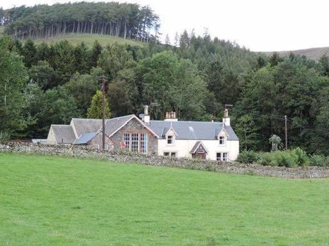 4 bedroom detached house for sale in Manor Peebles EH45