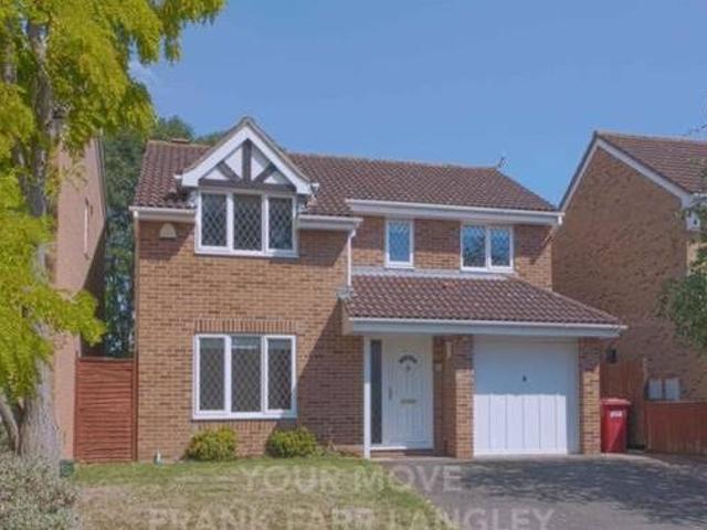 4 bedroom detached house for sale in Maplin Park Slough SL3