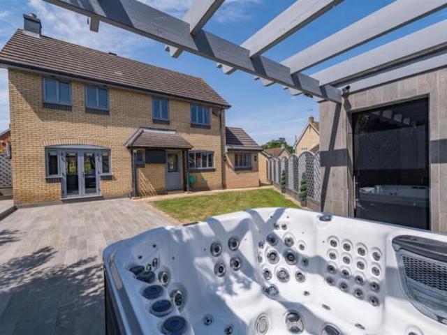 4 bedroom detached house for sale in Marbled White Drive, Pinewood, Ipswich, IP8