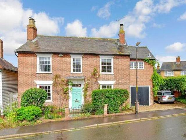 4 Bedroom Detached House For Sale In Marden